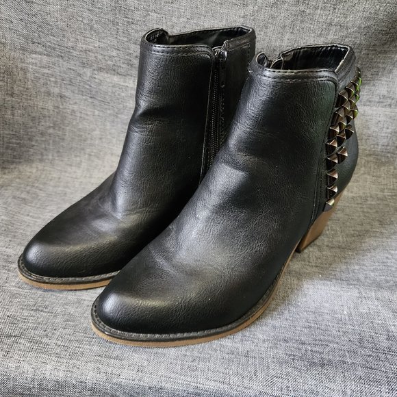 Candie's | Shoes | Womens 8m Candies Black Faux Leather Heeled Zip Up ...